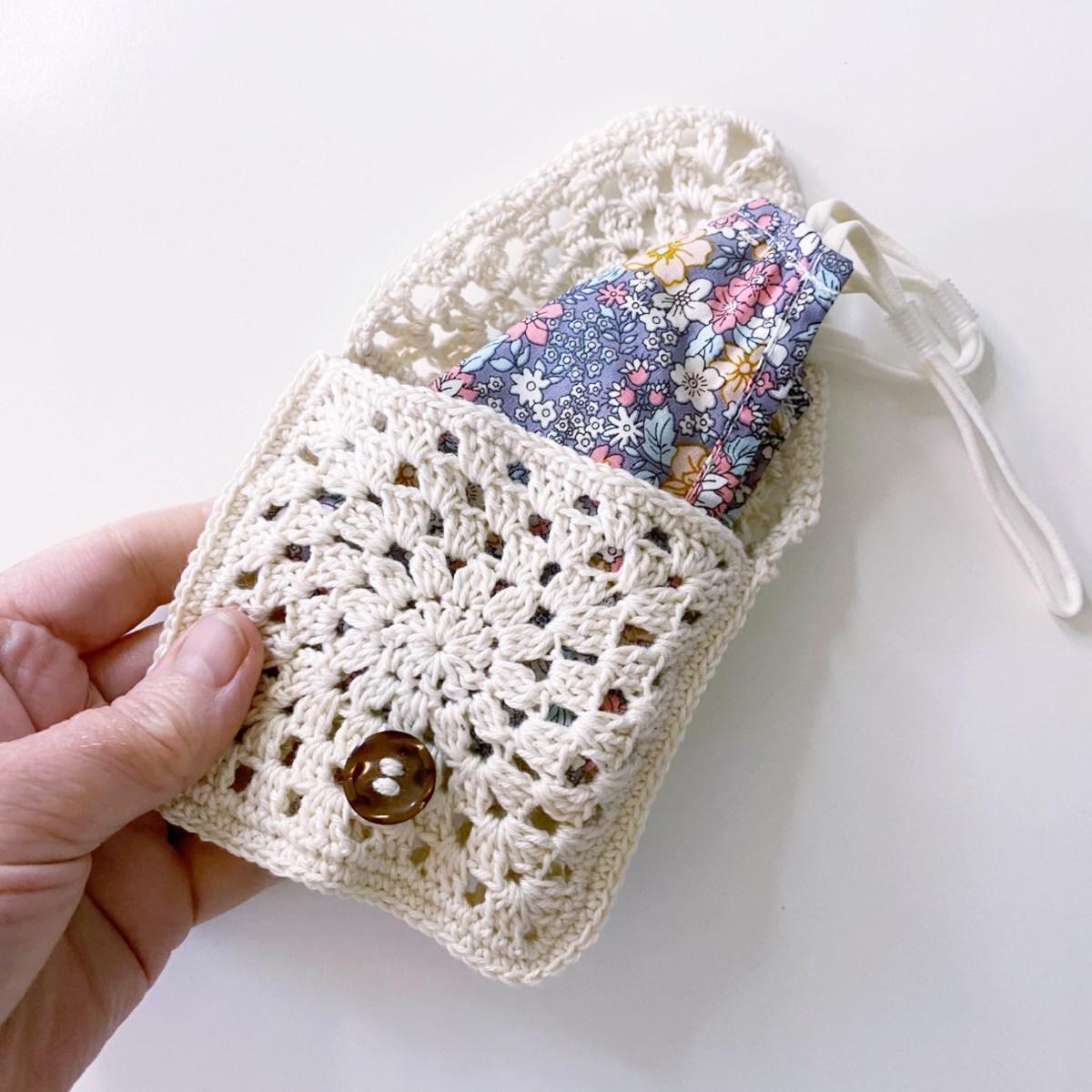Granny Square Mask Pouch – Honouring M.E. Crochet Blog
